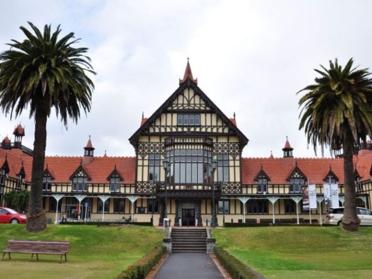 Rotorua Museum – MIrotone NZ